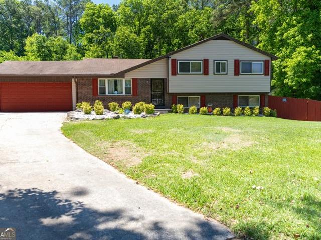 2529 Weston Ct, Morrow, GA 30260