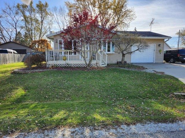 25201 Kickapoo Dr, Dover, WI 53139