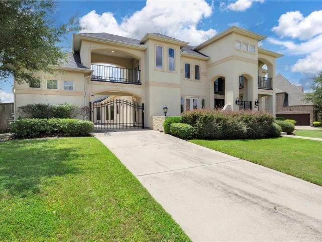 25207 Springwood Lake Drive
