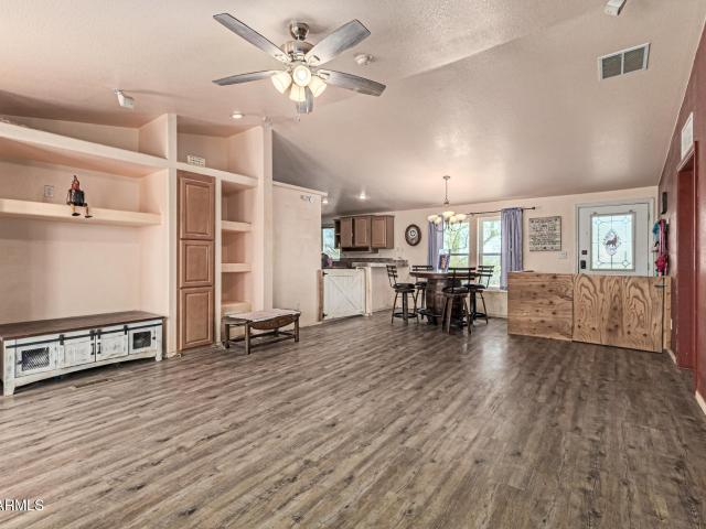 25206 w rockaway hills drive
