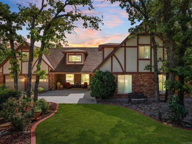 2520 Mountain Rd, Bartlesville, OK 74003