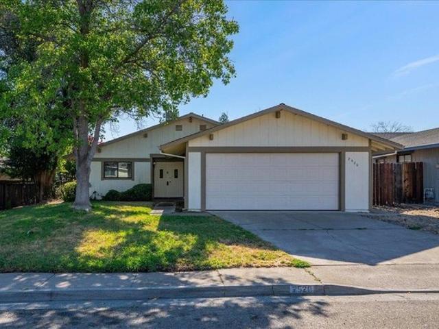 2520 Oriole Dr, Red Bluff, CA 96080