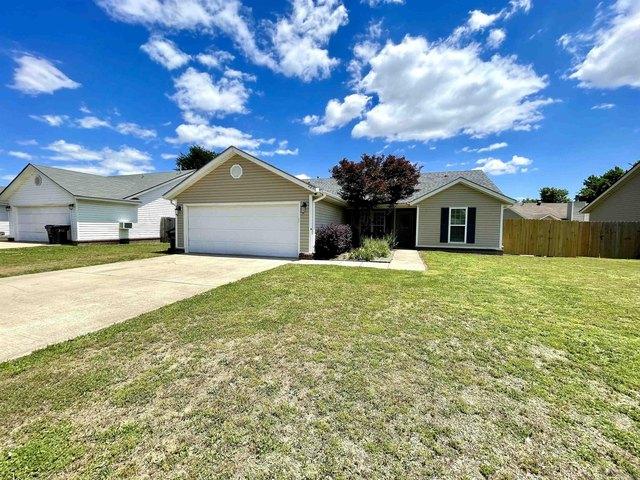 2520 Britton Dr, Jonesboro, AR 72405