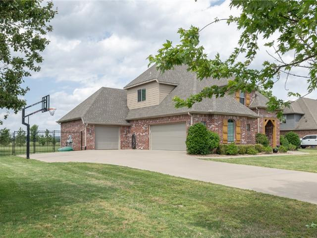 2520 Brookwater Lane