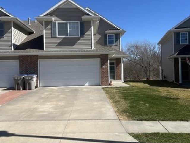 2520 Cedar Cove Rd, Lincoln, NE 68507