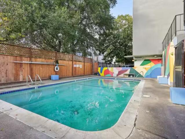 2520 College Avenue 2520 College Ave, Berkeley, CA 94704