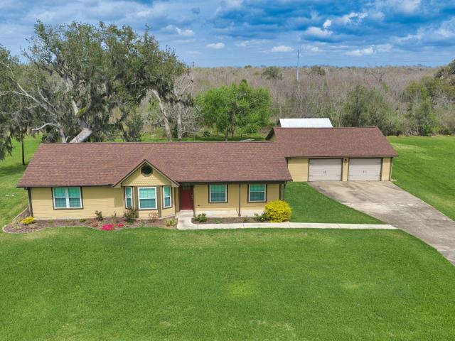 2520 County Road 582, Brazoria, TX 77422 | MLS #55229 | Compass