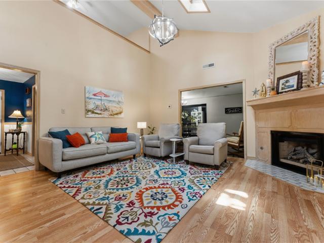 2520 E Gentle Oaks Lane