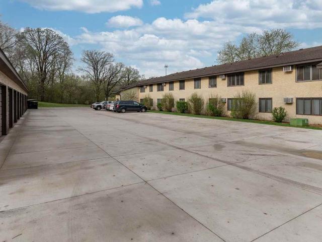 2520 Fairoak 2 Bedroom Apartment for Rent at 2520 Fairoak Ave, Anoka, MN 55303
