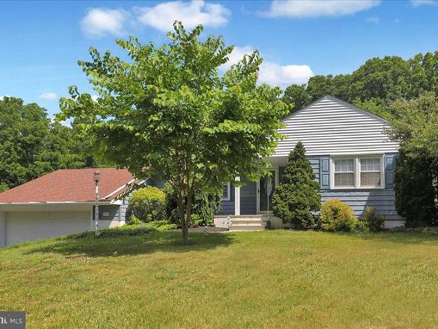 2520 Hopewell Rd, Elverson, PA 19520