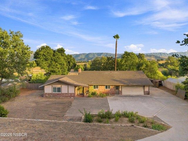 2520 Janin Way, Solvang, CA 93463