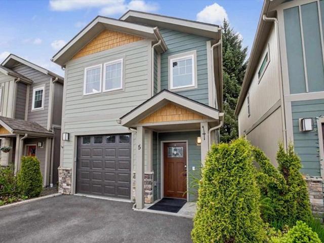 2520 Sunset Dr, Juneau, AK 99801