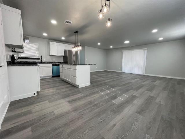 2520 SW 63rd Place