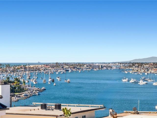 2520 Seaview Ave, Corona del Mar, CA 92625 | MLS #NP26007