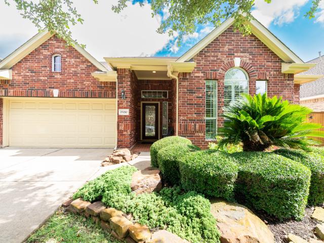 25210 Cinco Manor Lane