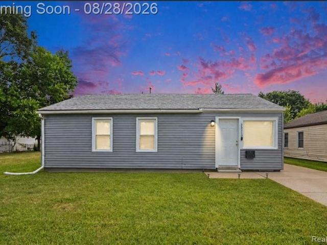 25210 Rosenbusch Blvd, Warren, MI 48089