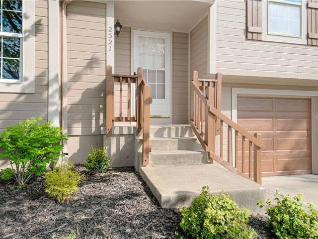 2521 NW Richard Dr, Blue Springs, MO 64015 | MLS #2614 | Compass