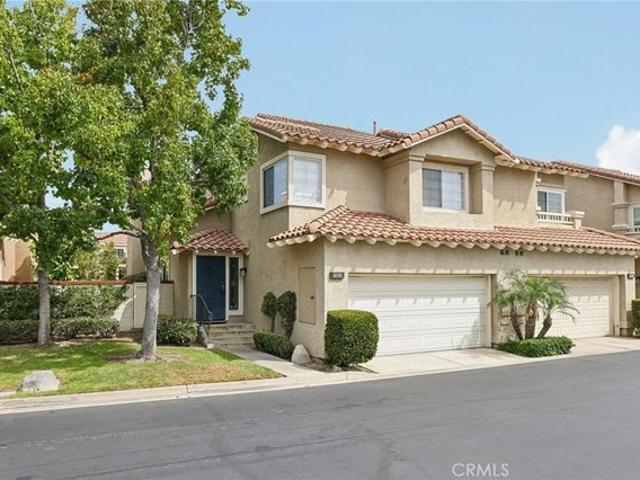 2521 Avenita Alpera, Tustin, CA 92782