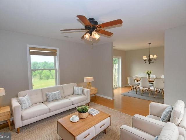 2521 Emerald Lane