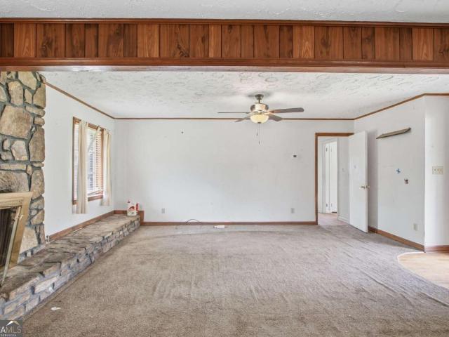 2521 Fairview Road