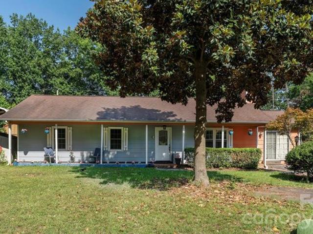 2521 Kempsar Ln, Monroe, NC 28110
