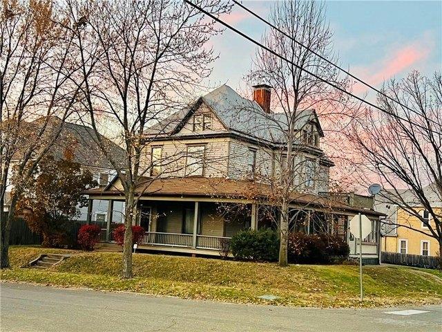 2521 Lafayette St, Saint Joseph, MO 64507