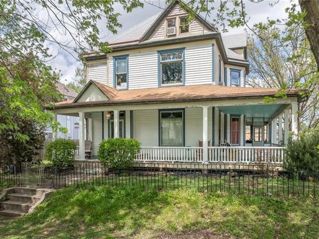 2521 Lafayette St, Saint Joseph, MO 64507