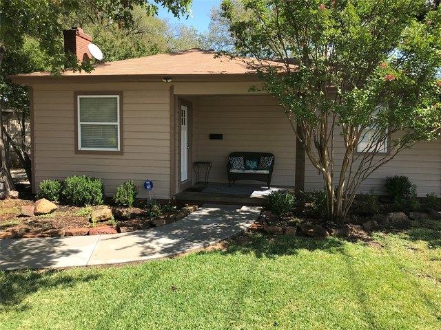 2521 Littlepage St, Fort Worth, TX 76107