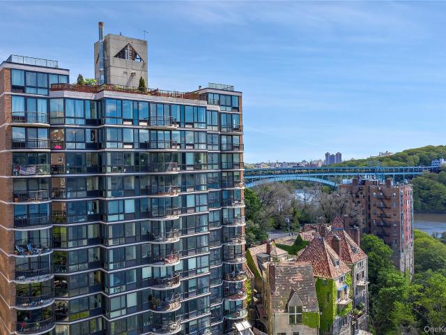 2521 Palisade Avenue 6A