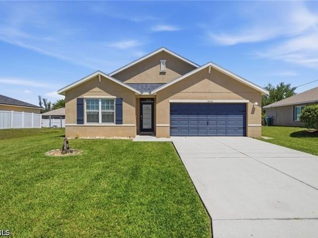 2521 SW 11th Pl, Cape Coral, FL 33914