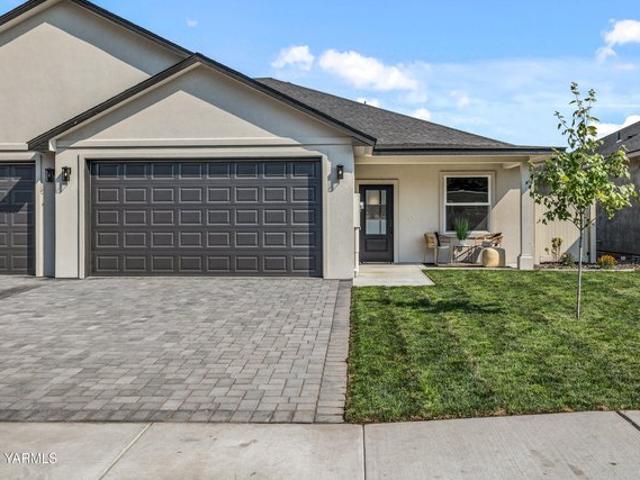 2521 S 47th Ave, Yakima, WA 98903