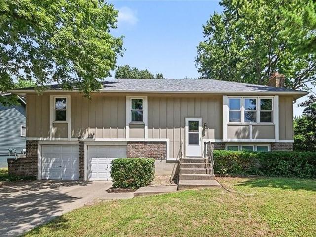 2521 S Whitney Ave, Independence, MO 64057