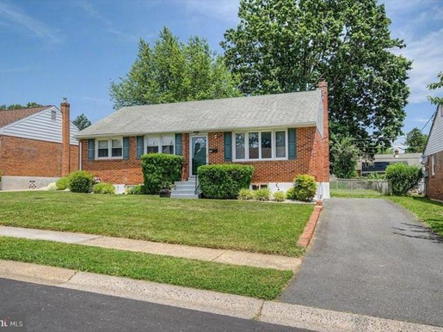 2521 Tigani Dr, Wilmington, DE 19808
