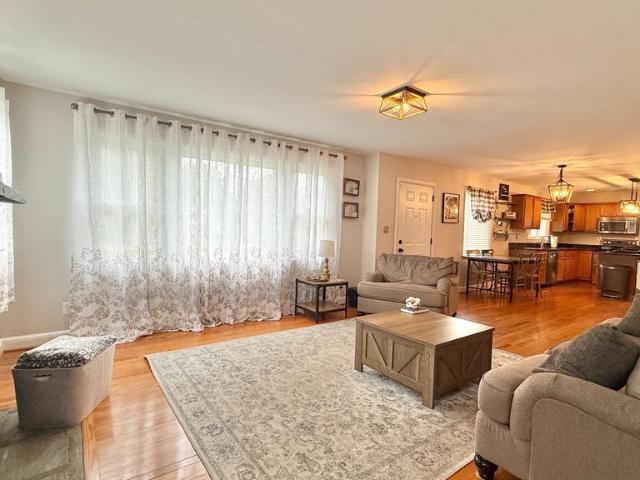 25223 Oak Drive