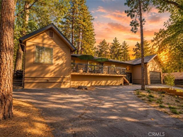 25220 Rim Rock