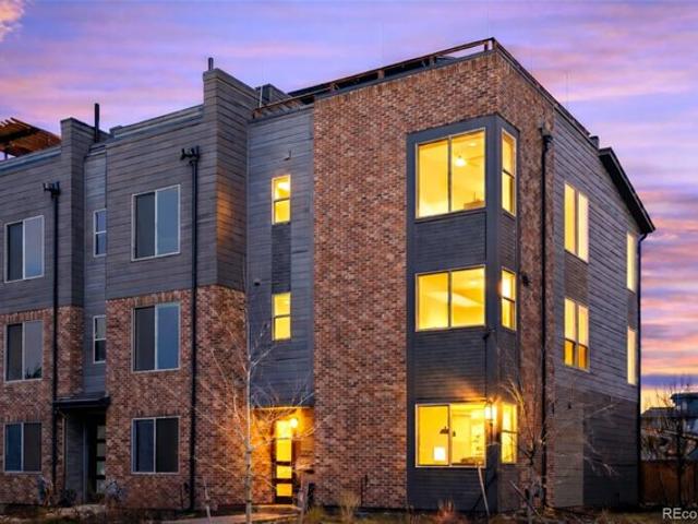 2522 N Moline St, Aurora, CO 80010