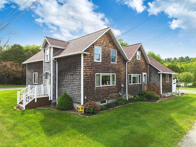 2522 N Belfast Ave, Augusta, ME 04330