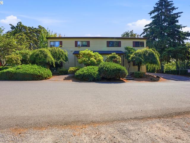 2522 ne multnomah st