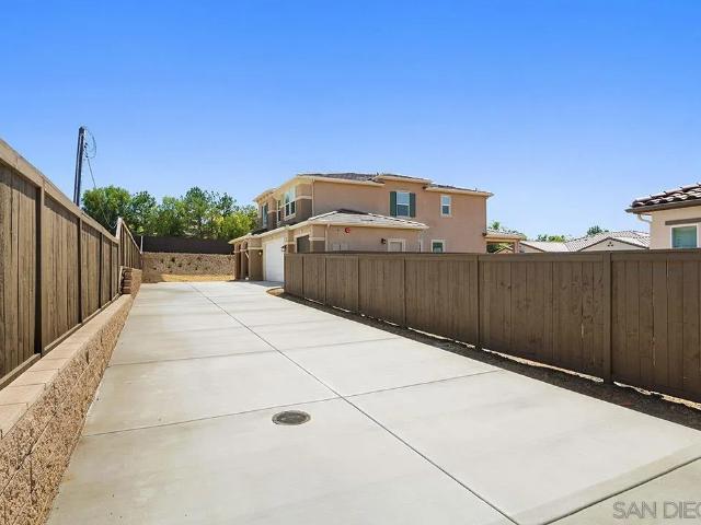 2522 Blackbird Glen, Escondido, CA 92029 | MLS #260010 | Compass