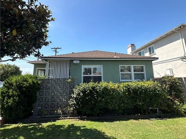 2522 Robinson St, Redondo Beach, CA 90278