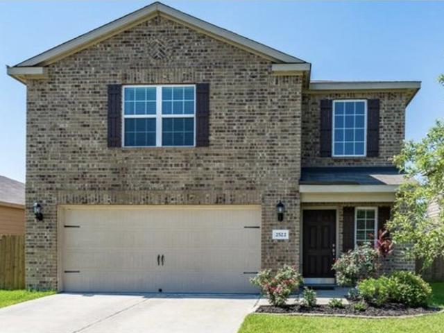 2522 Tracy Ln, Highlands, TX 77562