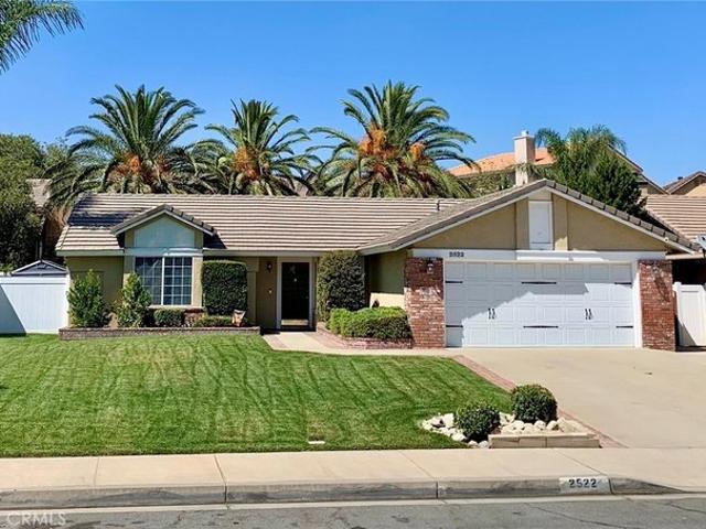 2522 W Calle Vista Dr, Rialto, CA 92377