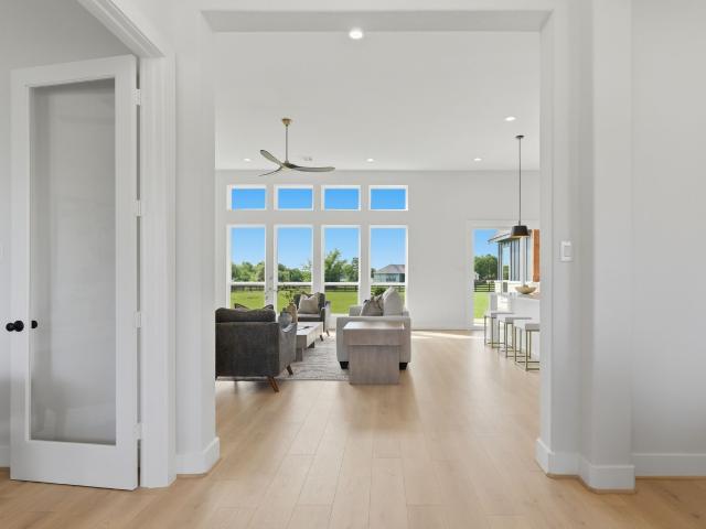25231 Pleasant Retreat Court