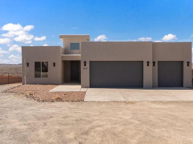 2523 Box Lake Dr NE, Rio Rancho, NM 87144