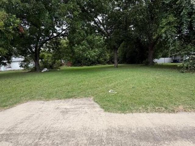 2523 E Ledbetter Dr, Dallas, TX 75216