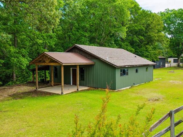252 County Road 1, Hamilton, AL 35570