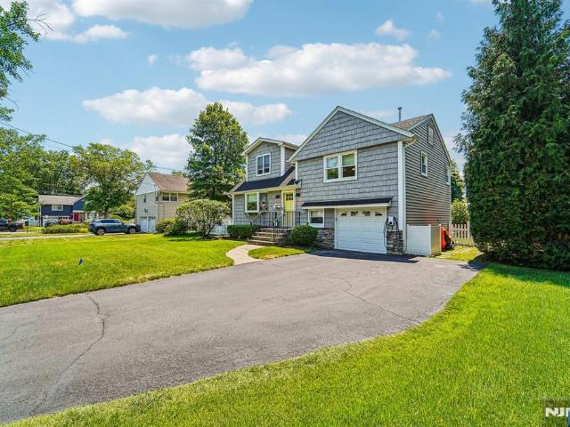 252 Canterbury Place
