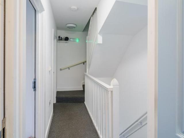 252 Charter Avenue, CV4 8DZ 8 bed detached house to rent £5,287 pcm £1,220 pw