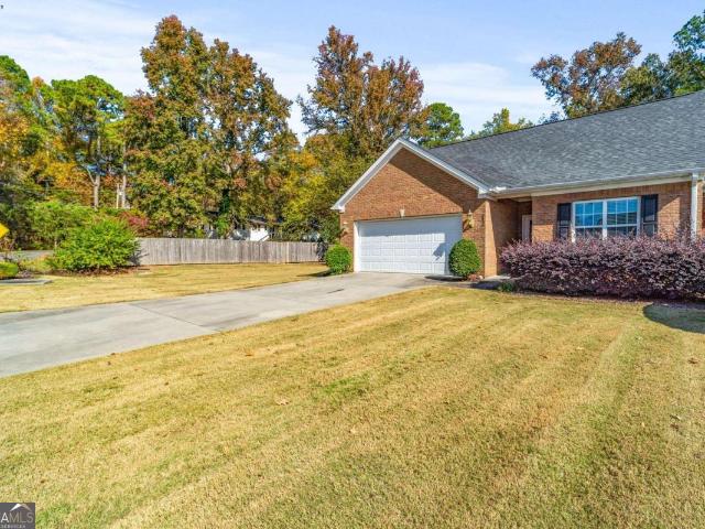 252 Blackwood Place SE