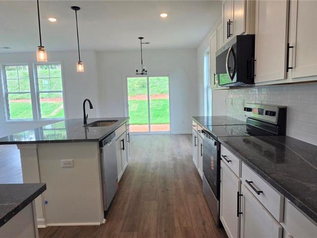 252 Brown Circle